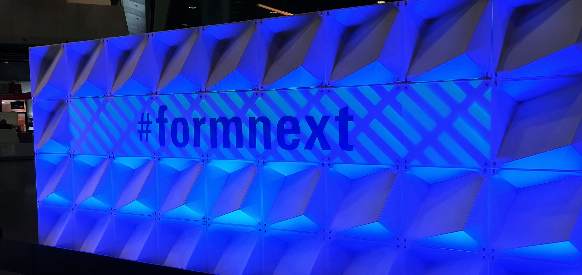 FORMNEXT 2019 - Extrude Hone
